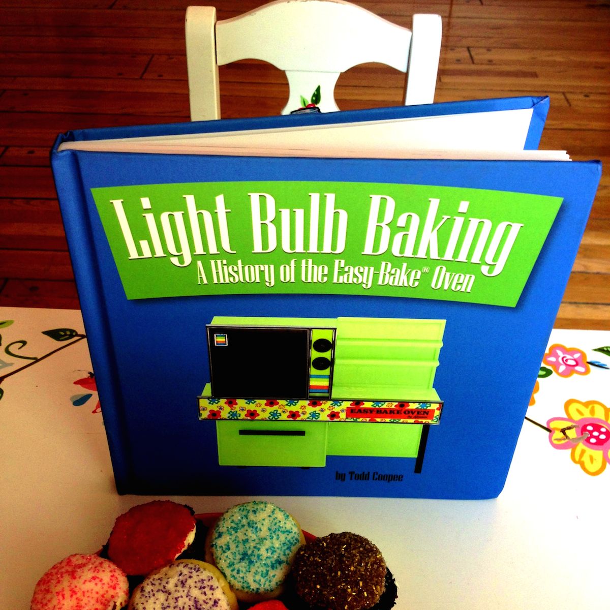 Light Bulb Baking – The 50-year history of The Easy Bake Oven - Boing Boing