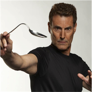Psychic Uri Geller explains the bending iPhones - Boing Boing